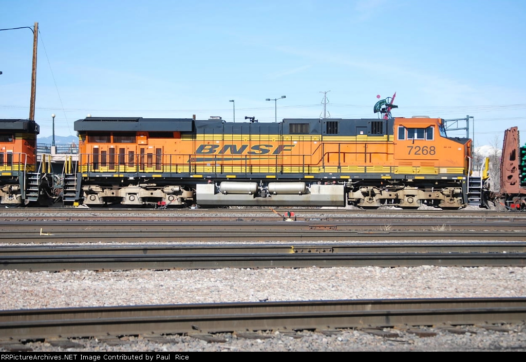 BNSF 7268